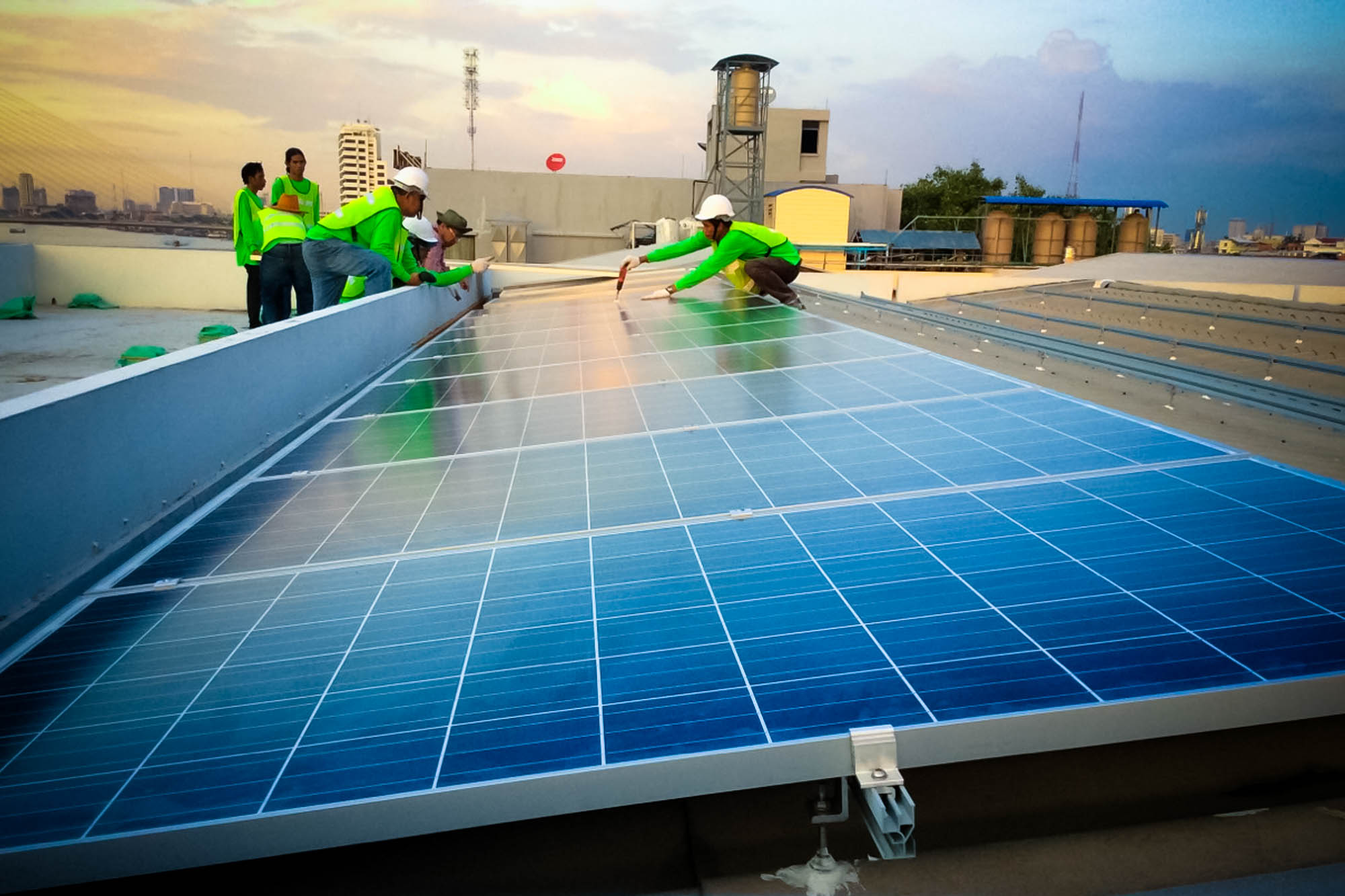 Operation & Maintenance | Solartron